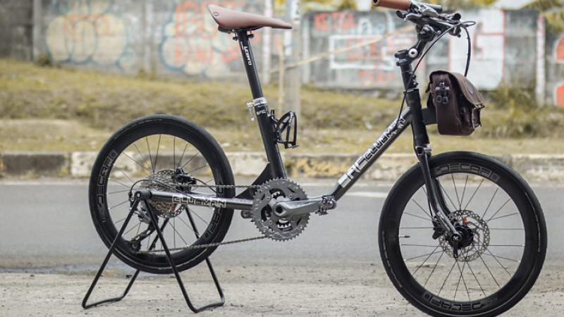 Bengkel Custom Motor Ini Juga Bikin Sepeda - kabaroto
