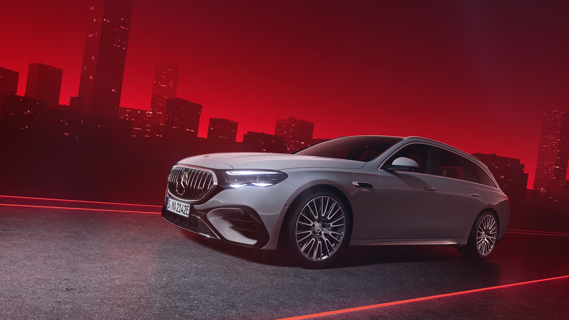 Mercedes-AMG E 53 Hybrid 4MATIC+ Hadir dengan Model Wagon - kabaroto