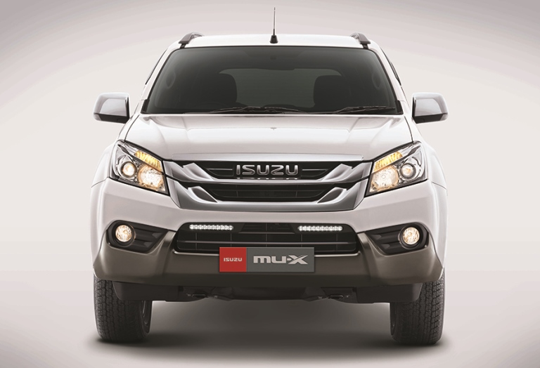 Isuzu Resmi Luncurkan New Isuzu MU-X dan New Isuzu D-Max VGS - kabaroto