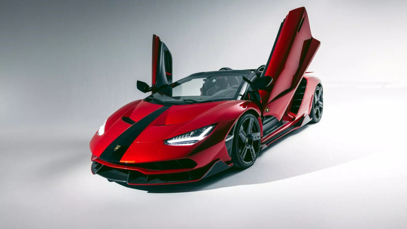 Lamborghini Centenario Roadster Berwarna Merah Bakal Dilelang - kabaroto