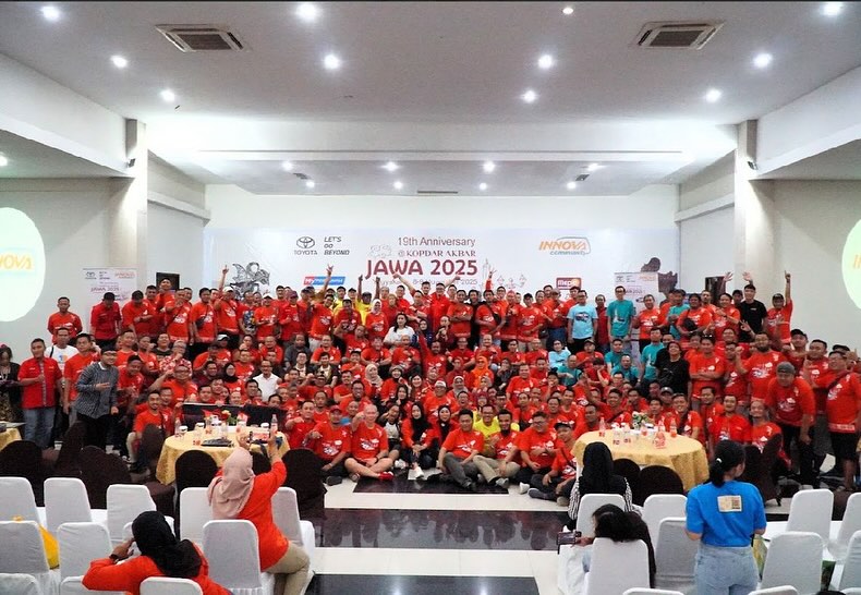 KomunitasToyota Kijang Innova Adu Irit Zenix HEV - kabaroto