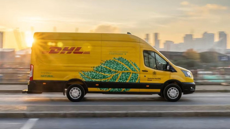 DHL Siapkan 2.000 Unit Van Kargo Transit Listrik dari Ford - kabaroto